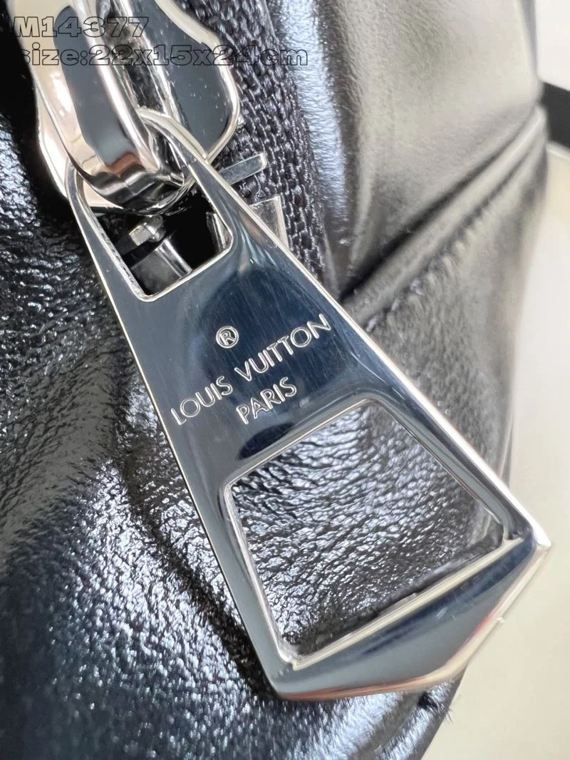 Mirror quality Louis Vuitton Cosmetic Bags