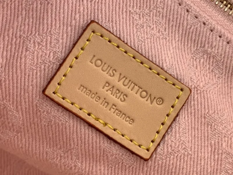 Accurate model Louis Vuitton Cosmetic Bags
