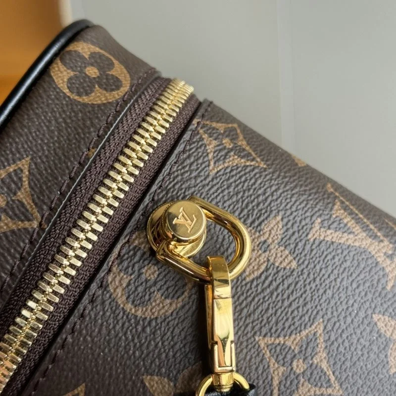 Economical Louis Vuitton Cosmetic Bags