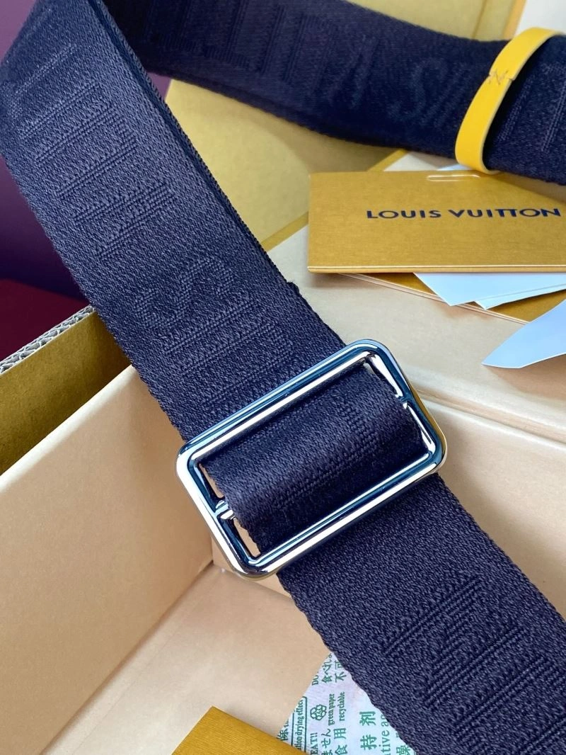 Top mirror Louis Vuitton Cosmetic Bags