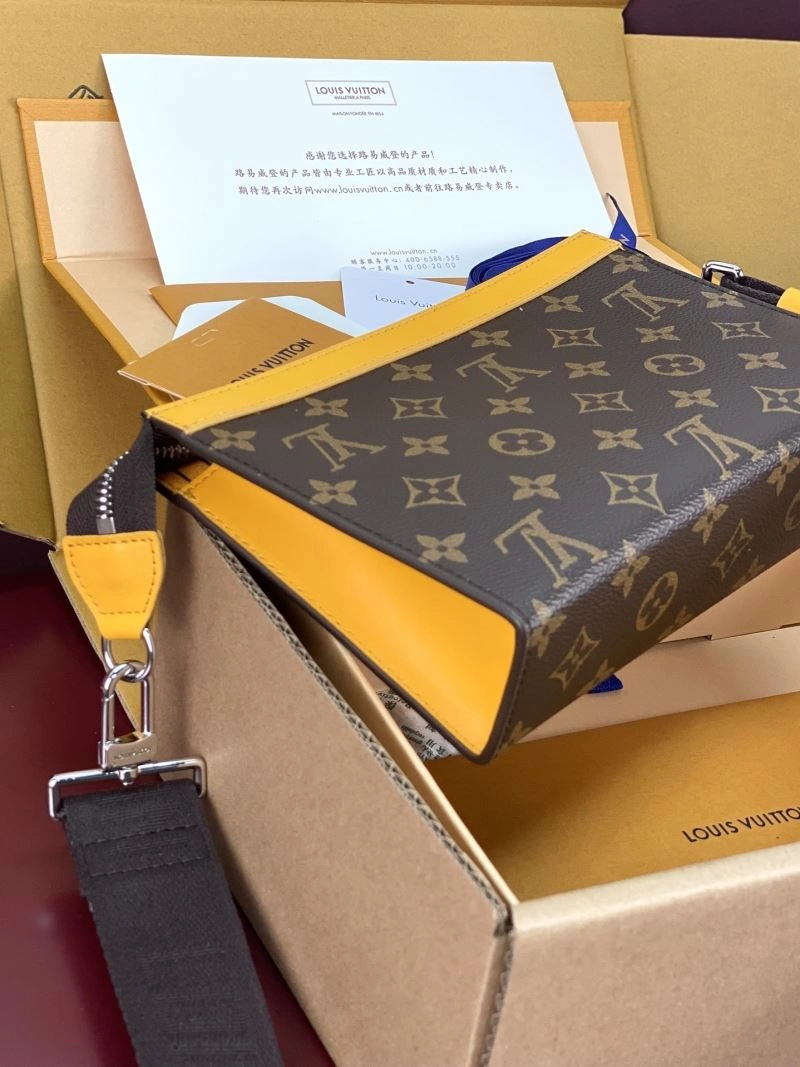Top mirror Louis Vuitton Cosmetic Bags