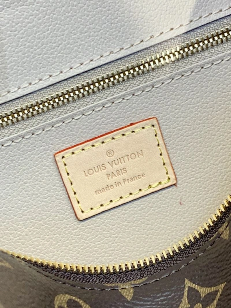 Mirror quality Louis Vuitton Cosmetic Bags