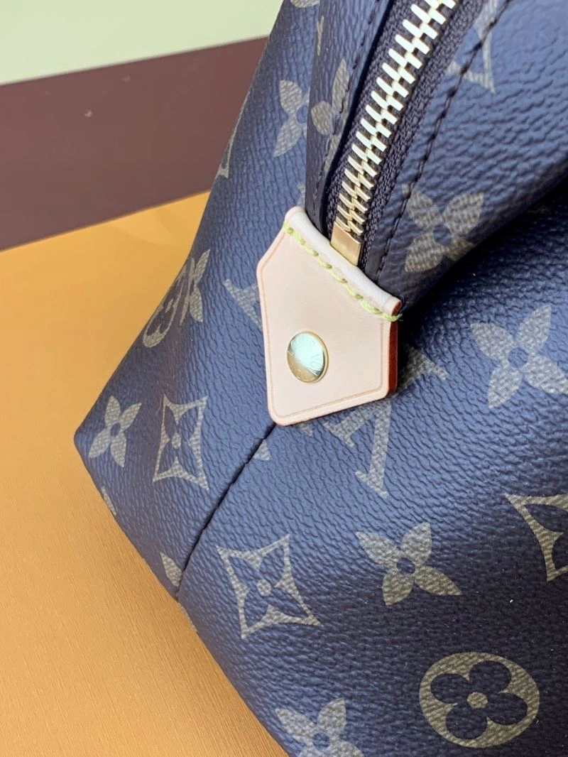 Mirror quality Louis Vuitton Cosmetic Bags