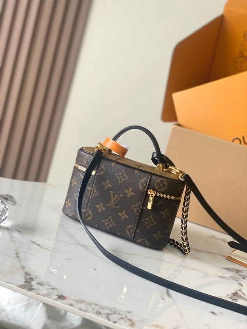 Top match Louis Vuitton Cosmetic Bags