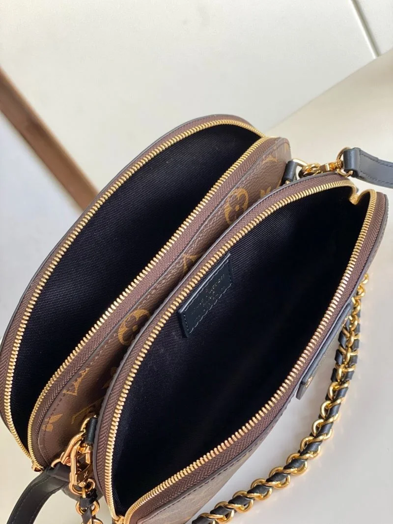 Top mirror Louis Vuitton Cosmetic Bags