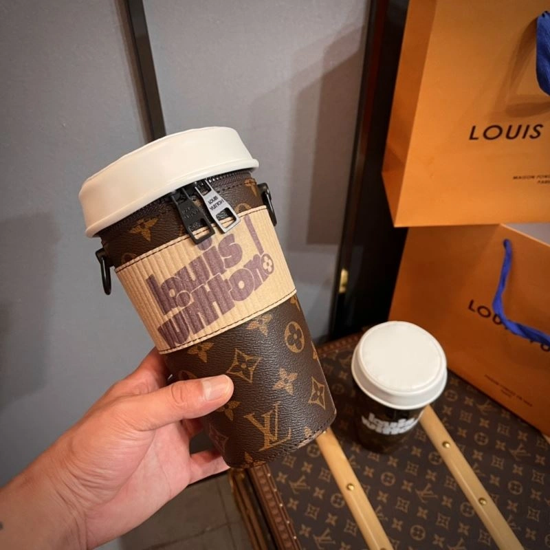Mirror quality Louis Vuitton Cups