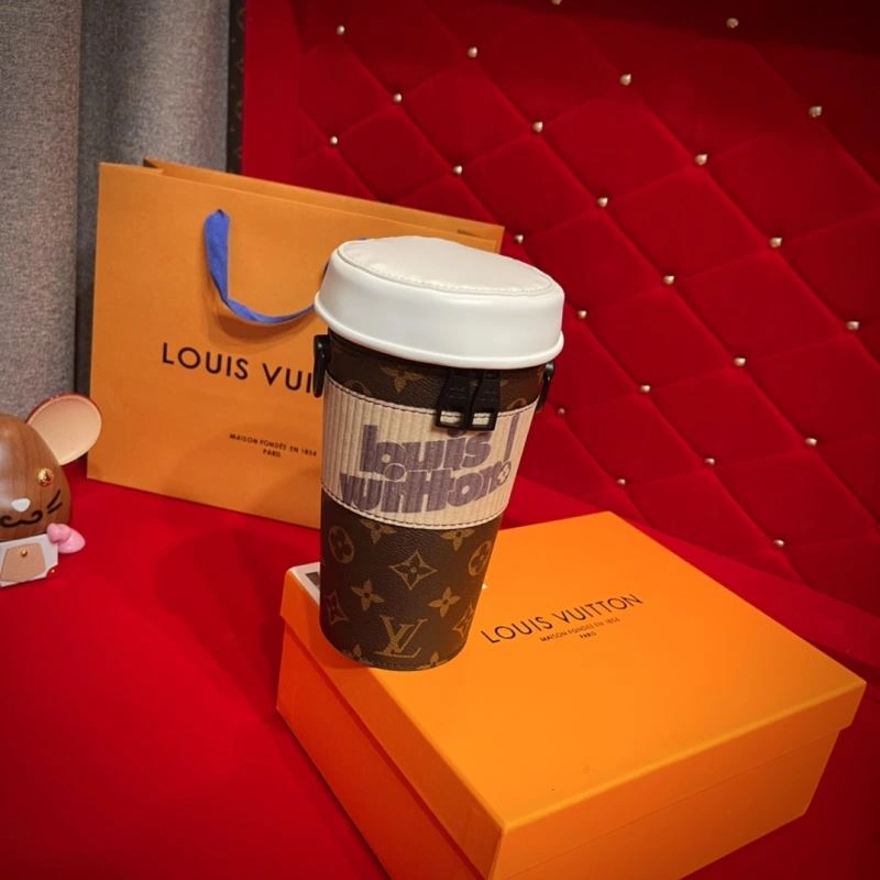 Mirror quality Louis Vuitton Cups