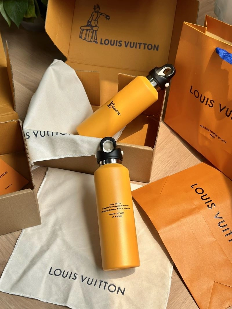 Factory-made Louis Vuitton Cups