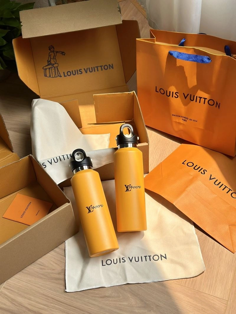 Factory-made Louis Vuitton Cups