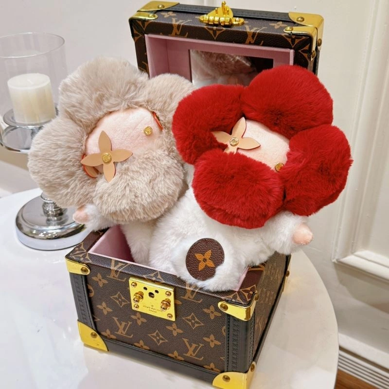 Top match Louis Vuitton Dolls