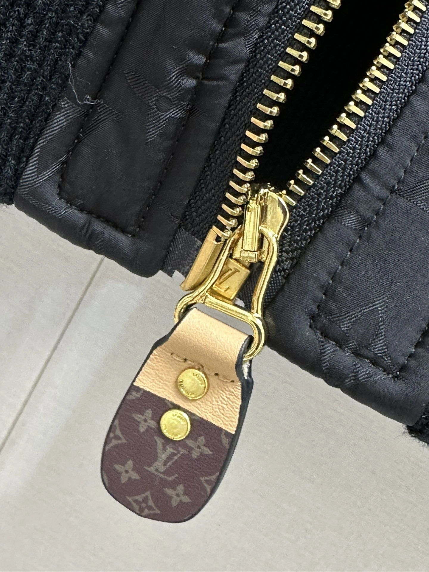 1:1 copy Louis Vuitton Down Jackets