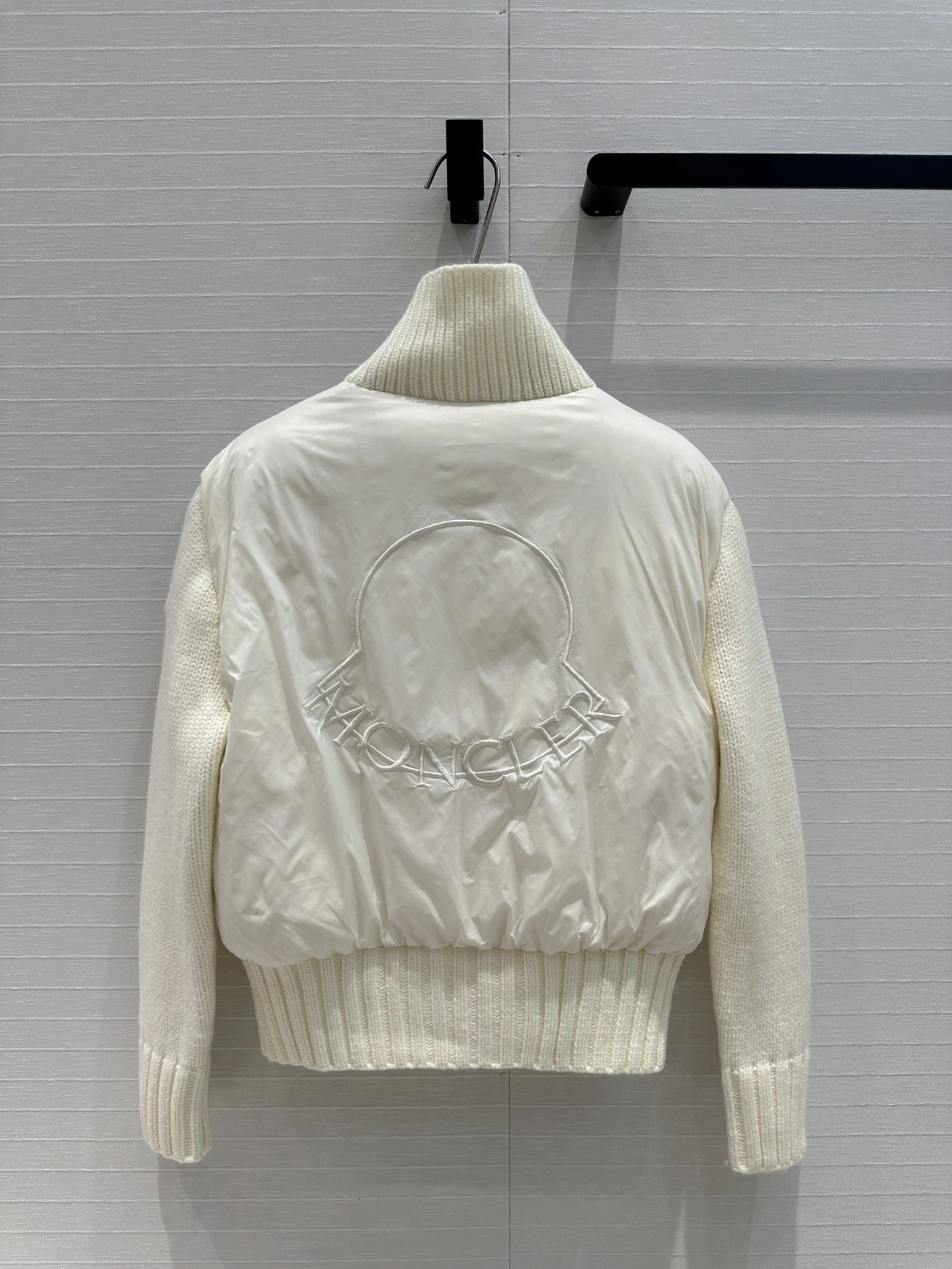 Official Louis Vuitton Down Jackets