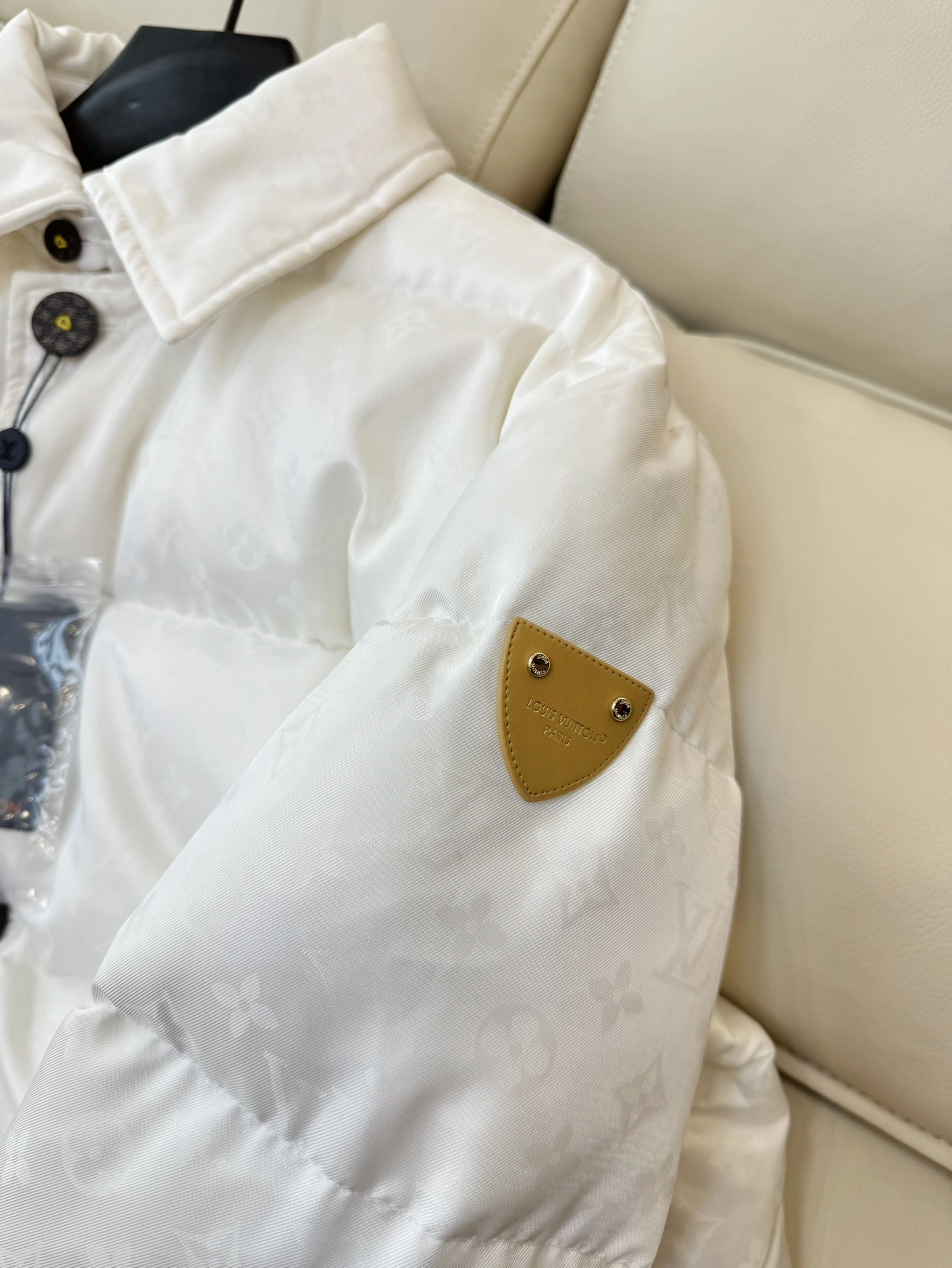 Low-cost Louis Vuitton Down Jackets