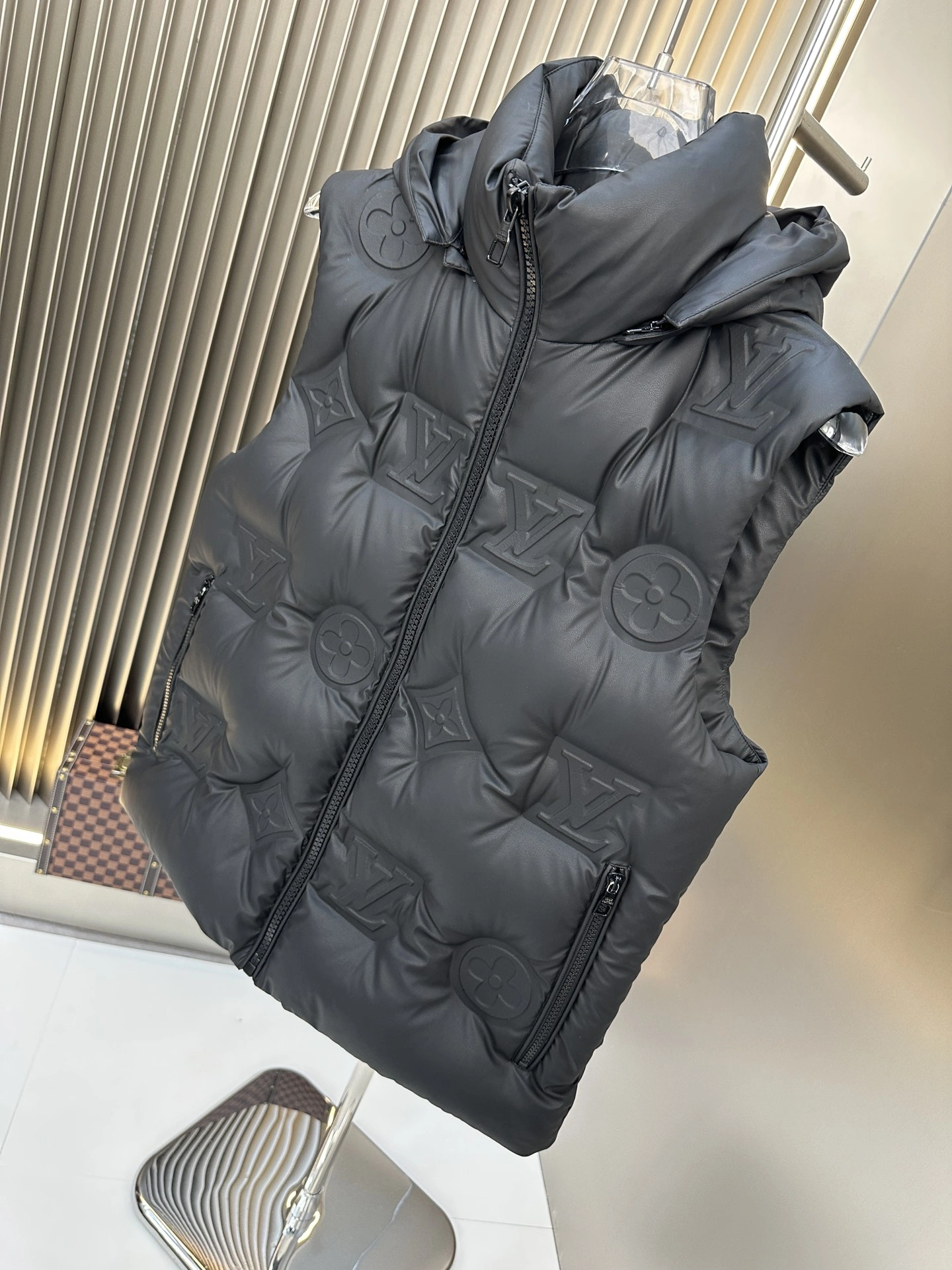 High fidelity Louis Vuitton Down Jackets