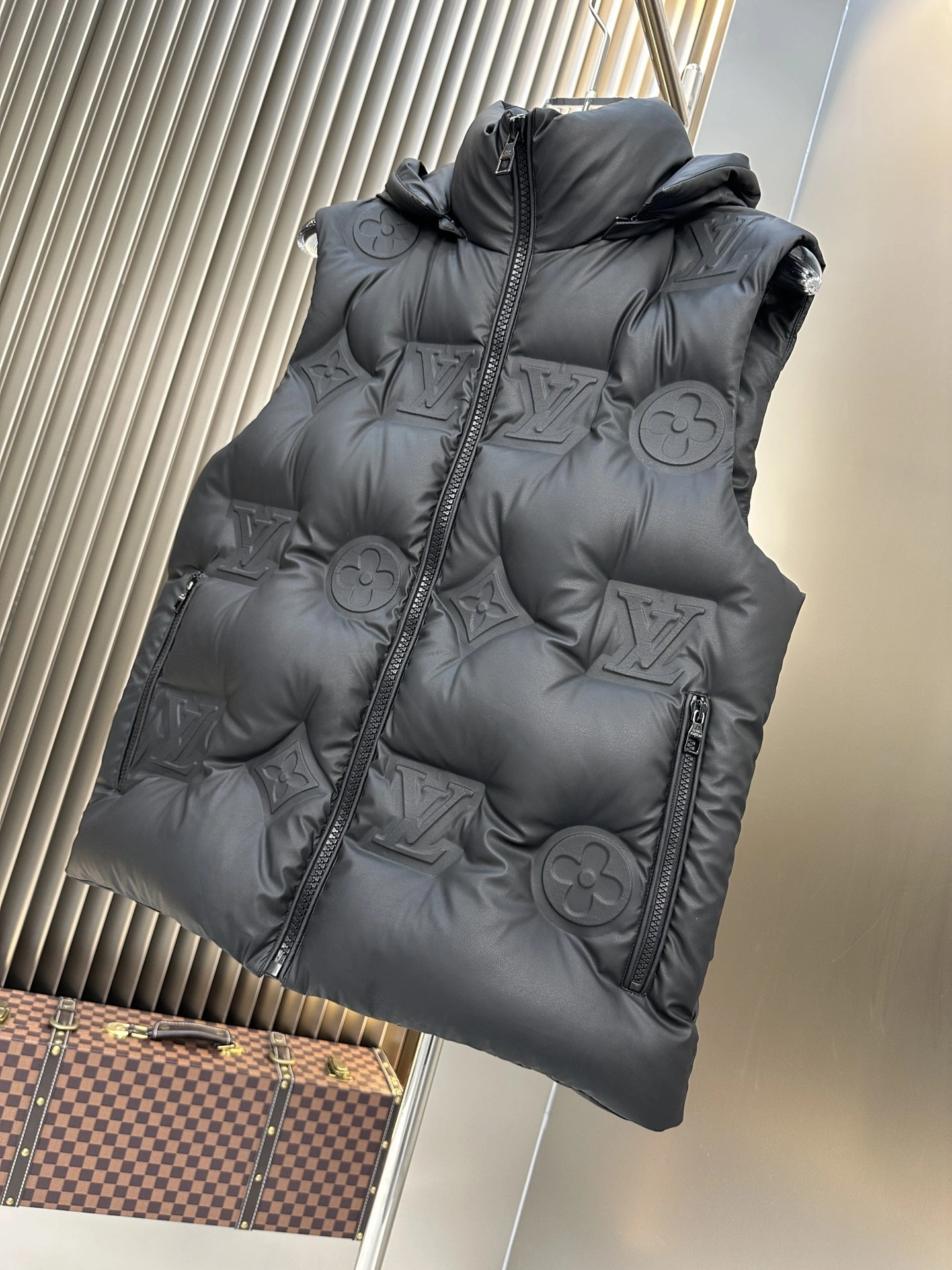 High fidelity Louis Vuitton Down Jackets