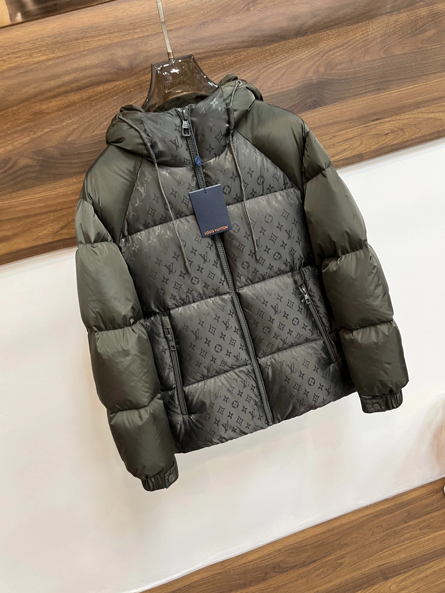 Bargain Louis Vuitton Down Jackets