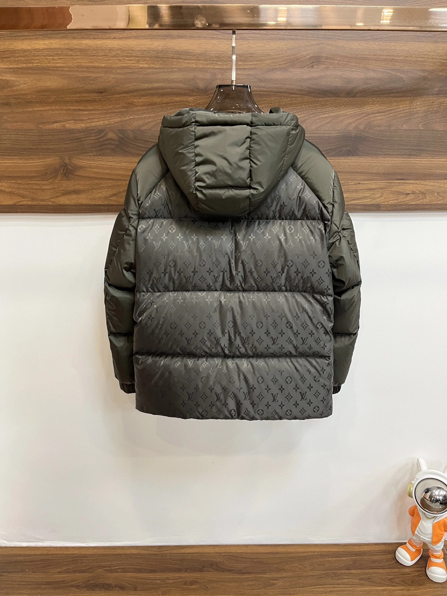 Bargain Louis Vuitton Down Jackets
