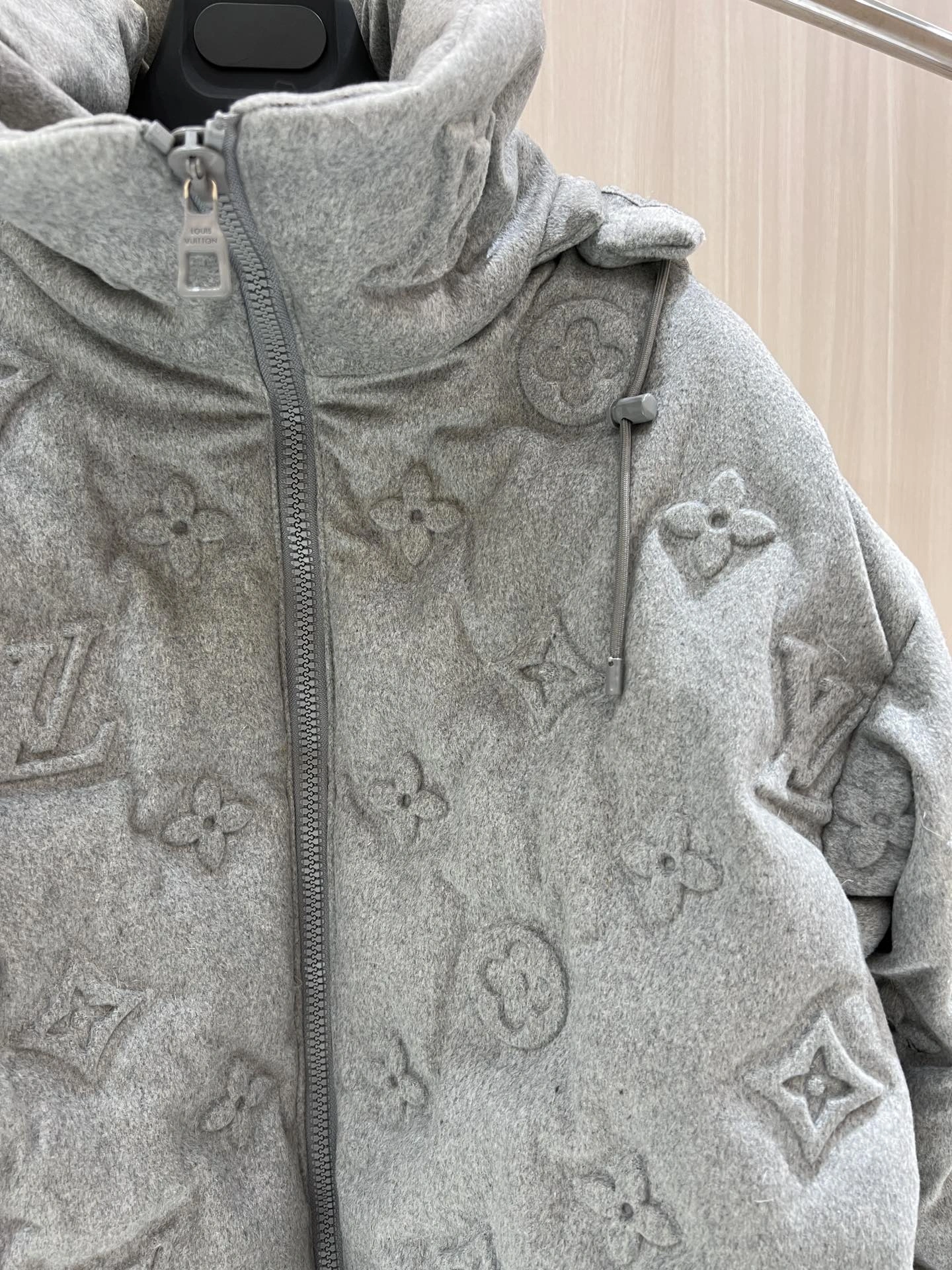 Official Louis Vuitton Down Jackets