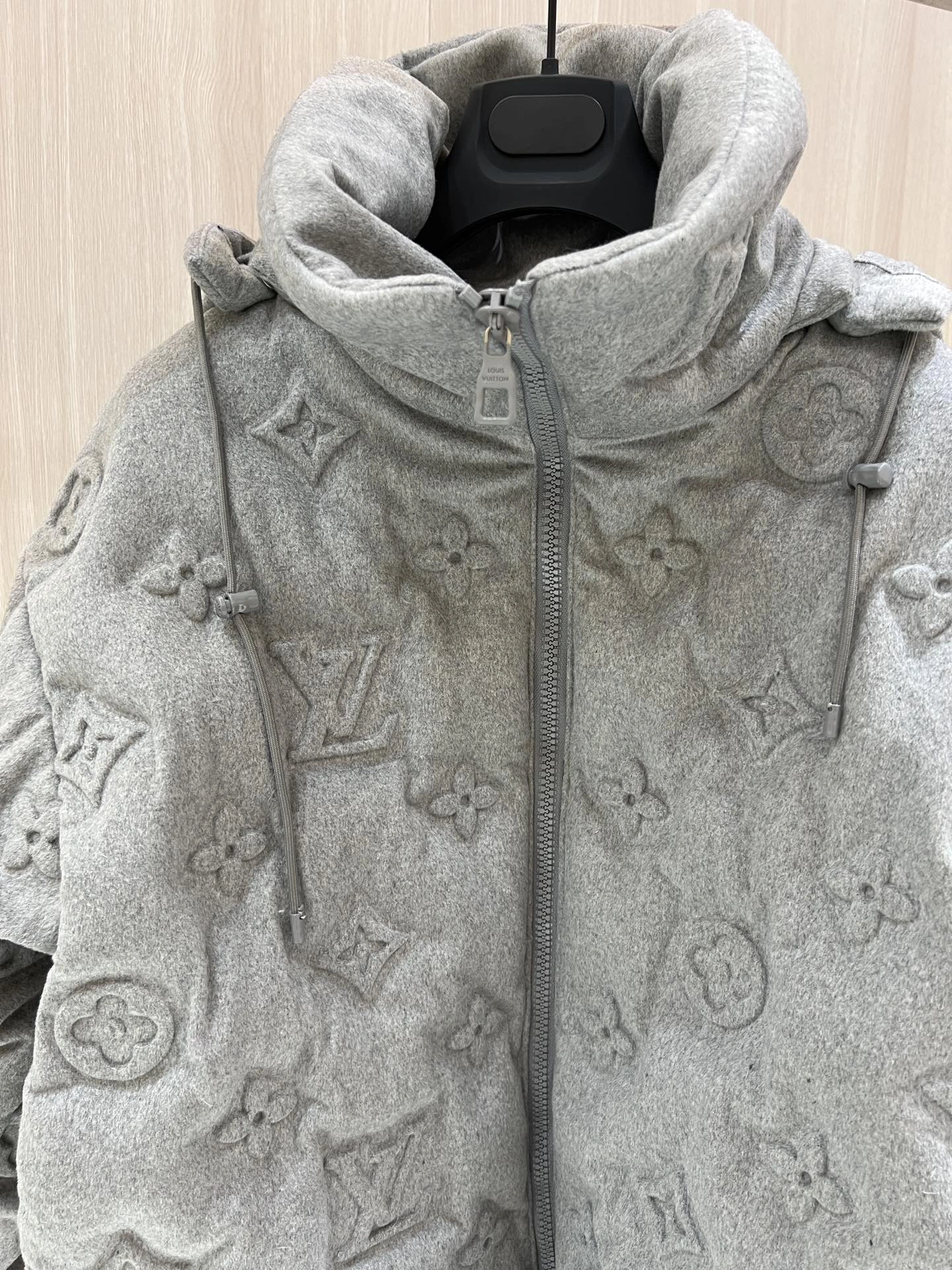 Official Louis Vuitton Down Jackets