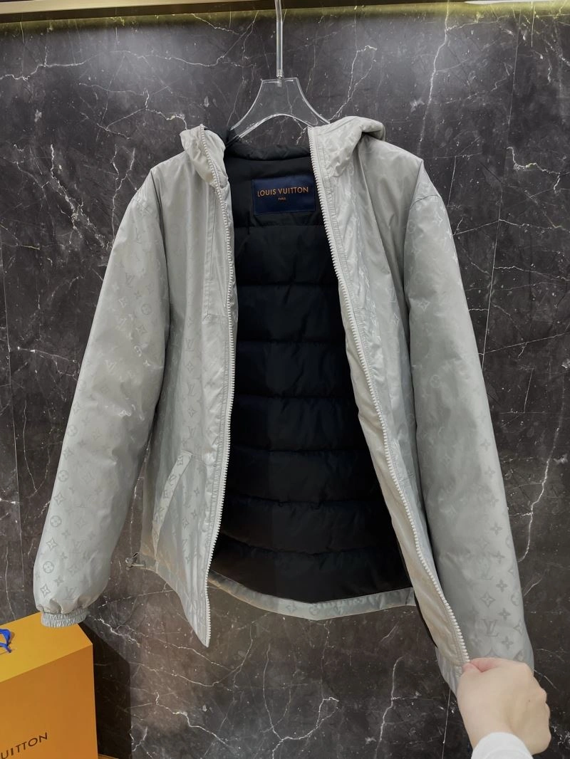 Accurate model Louis Vuitton Down Jackets