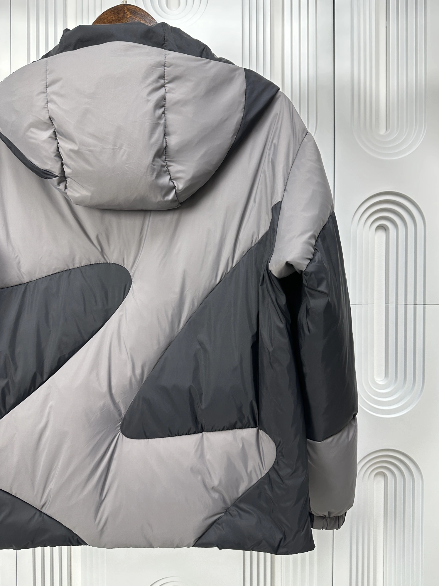 Inexpensive Louis Vuitton Down Jackets