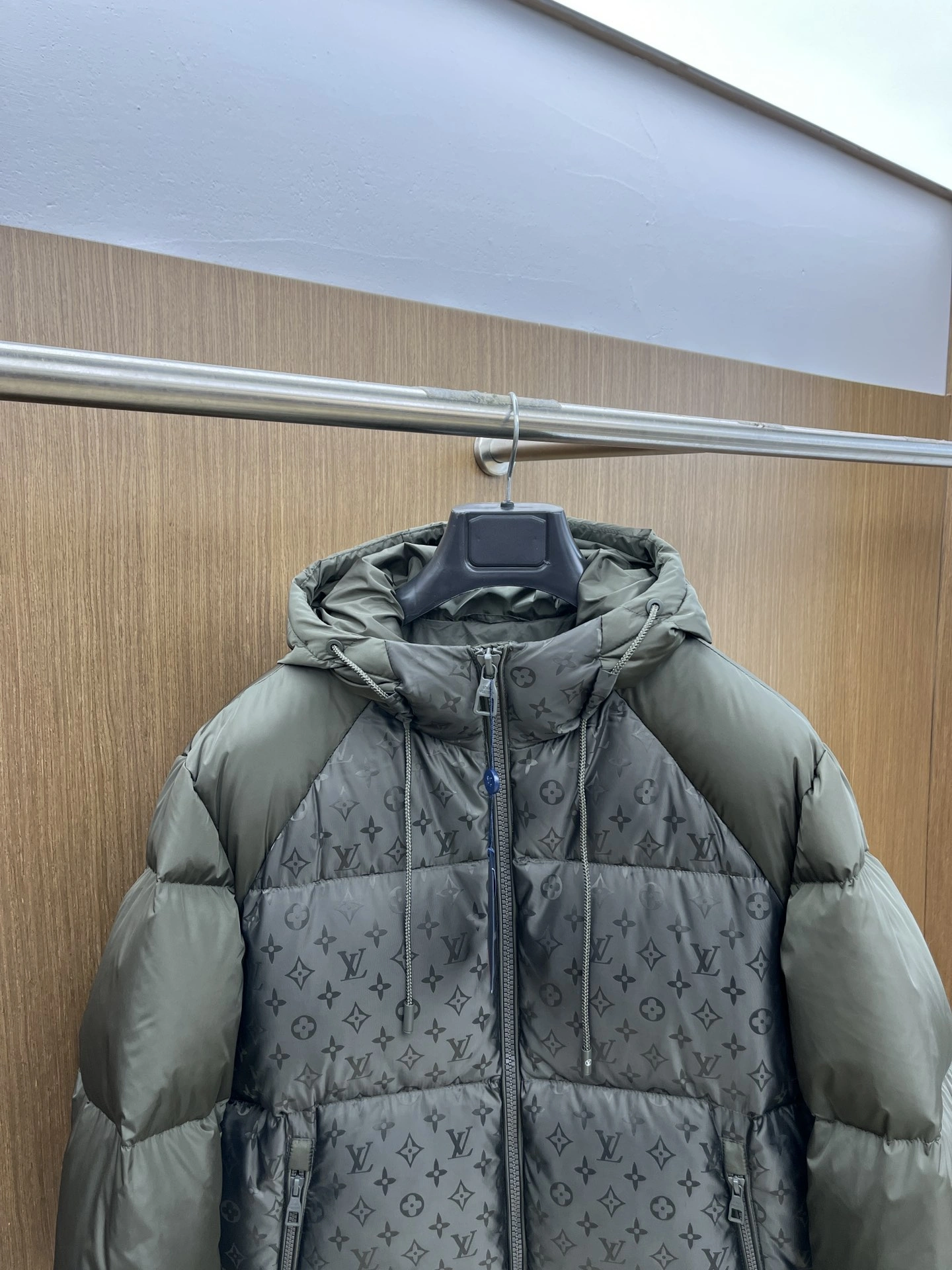 Affordable Louis Vuitton Down Jackets