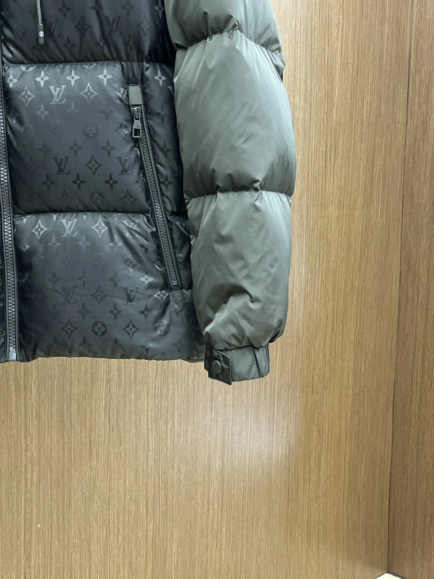 Affordable Louis Vuitton Down Jackets