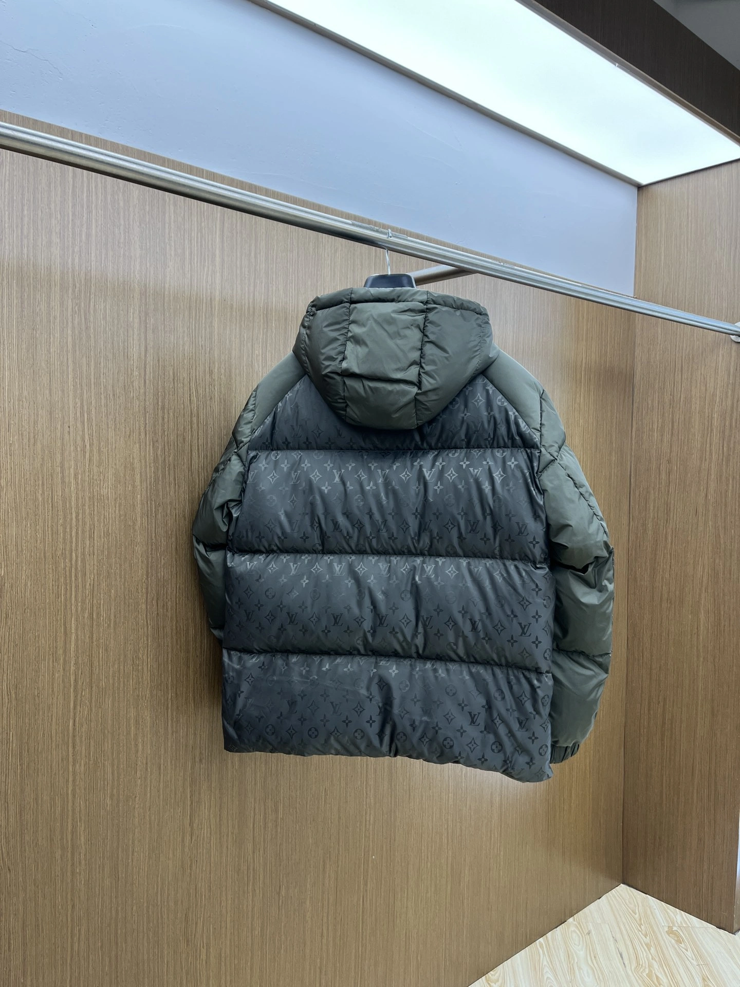 Affordable Louis Vuitton Down Jackets