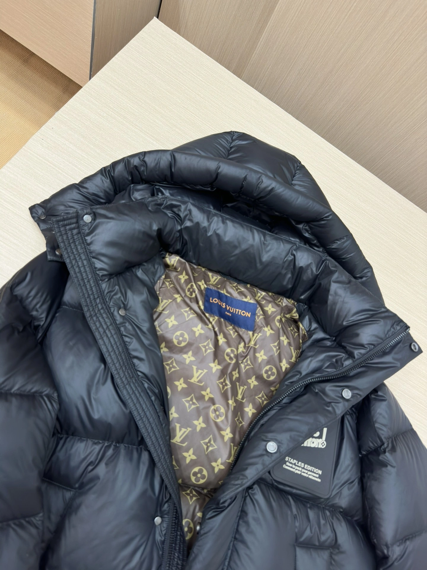 Exact replica Louis Vuitton Down Jackets