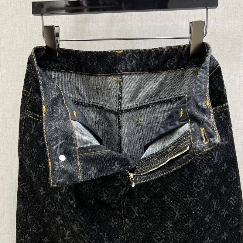 Precise copy Louis Vuitton Dress Suits