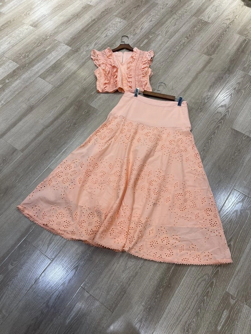 Louis Vuitton Dress Suits