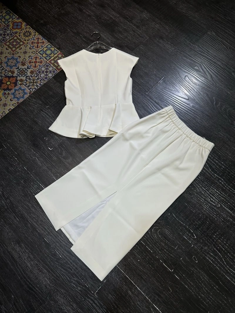 Real Louis Vuitton Dress Suits