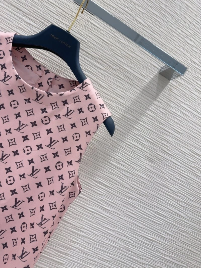 Accurate model Louis Vuitton Dress