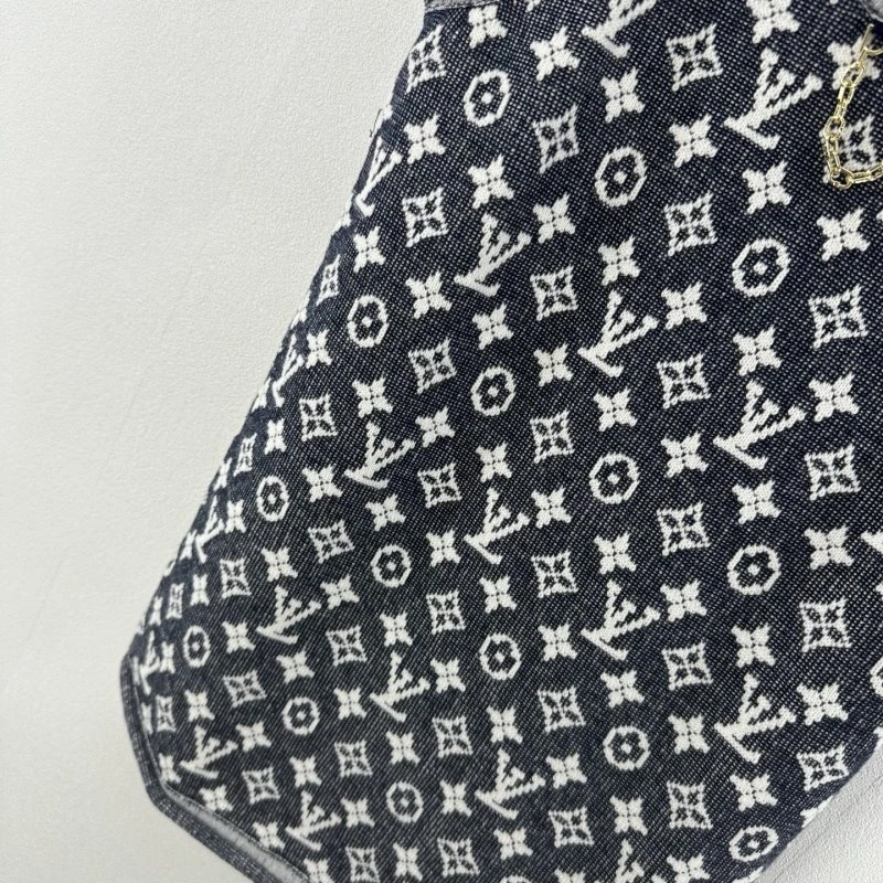 Discounted Louis Vuitton Dress