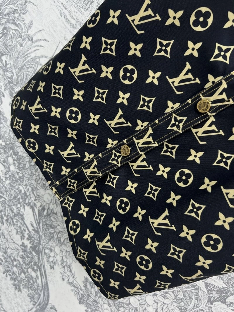 Precise copy Louis Vuitton Dress