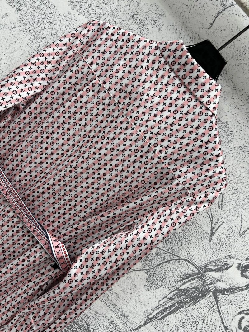 Precise copy Louis Vuitton Dress