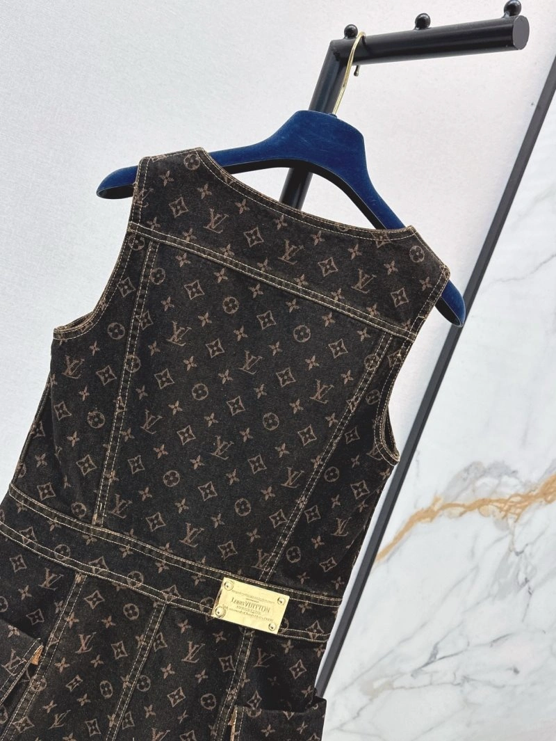 Accurate model Louis Vuitton Dress