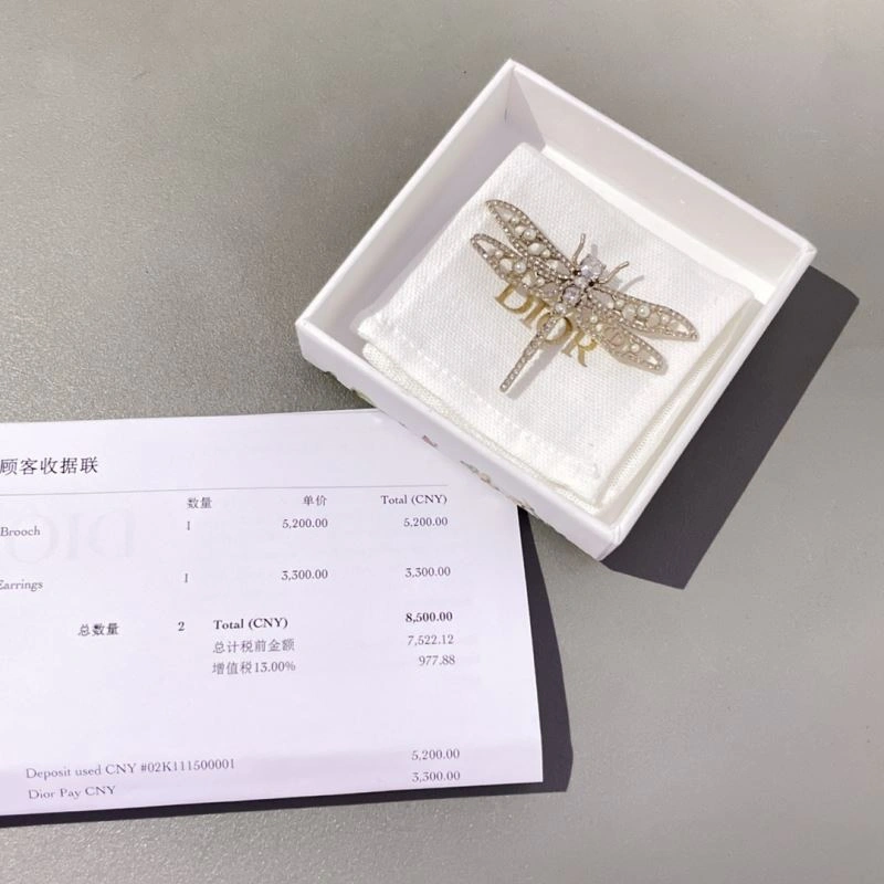 Bargain Louis Vuitton Earrings