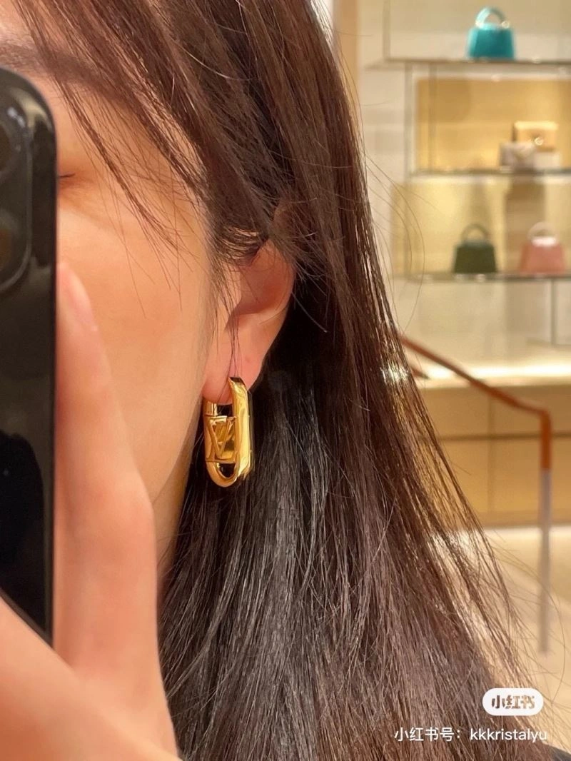 High accuracy Louis Vuitton Earrings