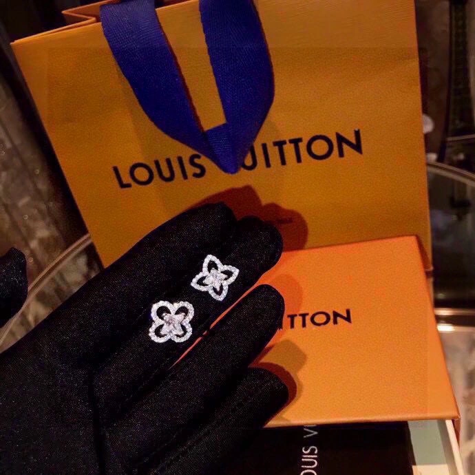 Legit Louis Vuitton Earrings