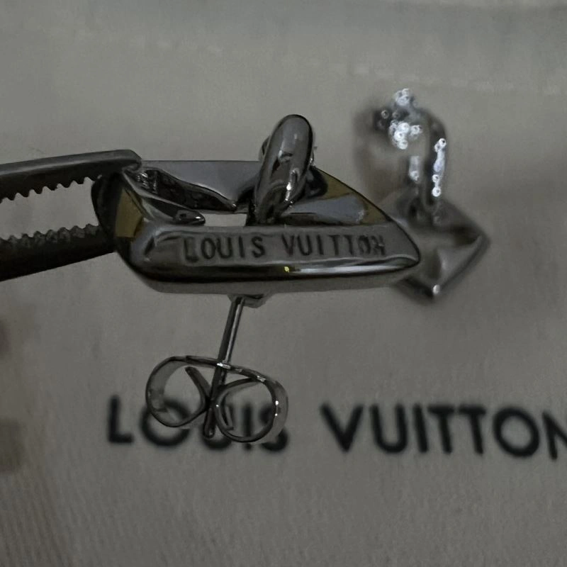Discounted Louis Vuitton Earrings