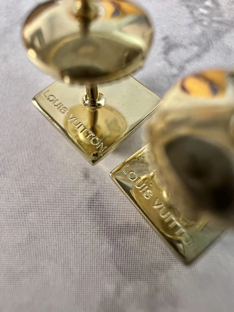 Exact replica Louis Vuitton Earrings