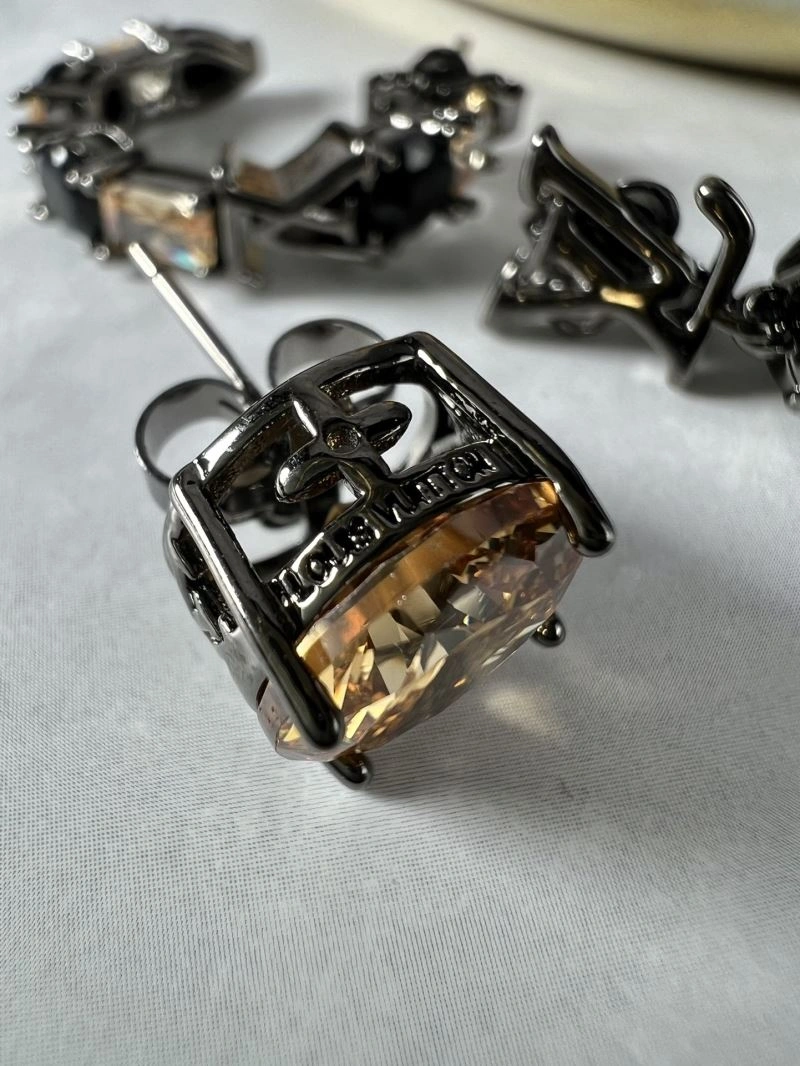 Top match Louis Vuitton Earrings