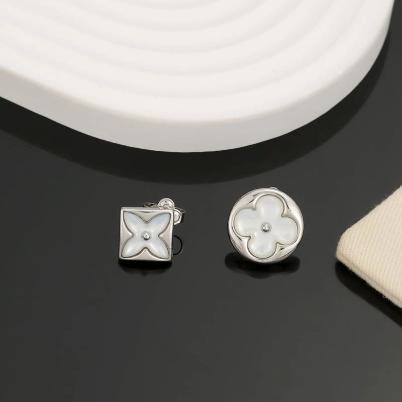 Cut-rate Louis Vuitton Earrings
