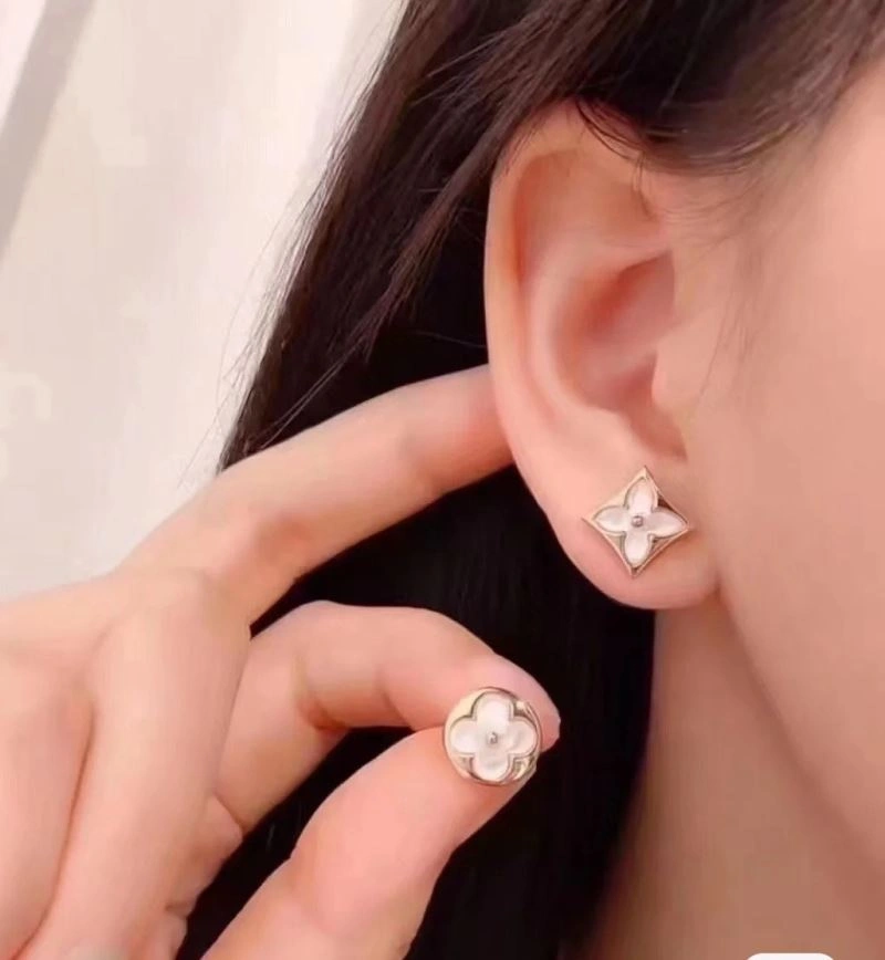 Cut-rate Louis Vuitton Earrings