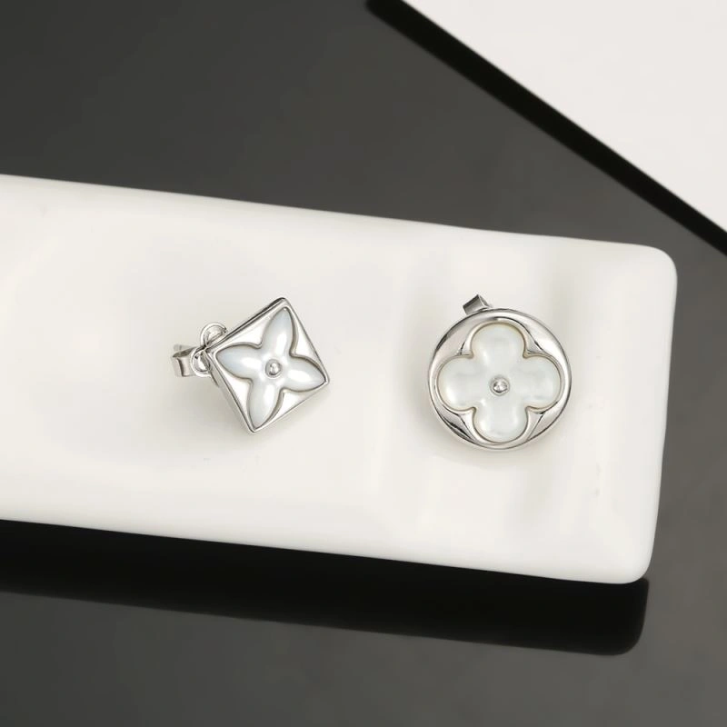 Cut-rate Louis Vuitton Earrings