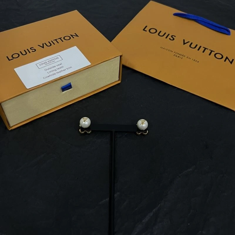 Inexpensive Louis Vuitton Earrings