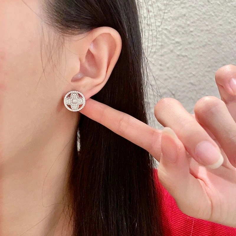 Cut-rate Louis Vuitton Earrings