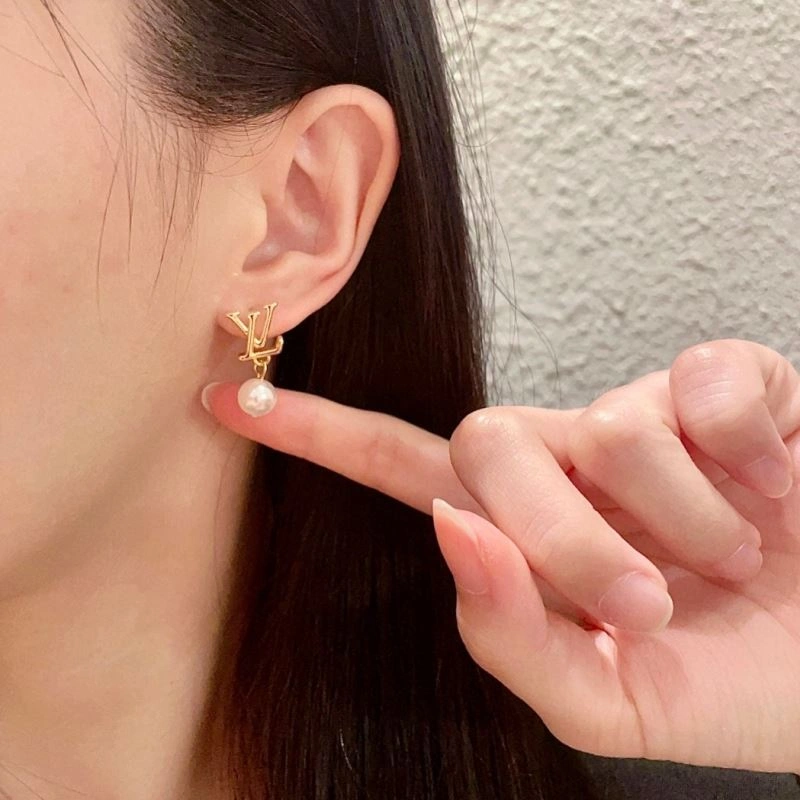 Economical Louis Vuitton Earrings