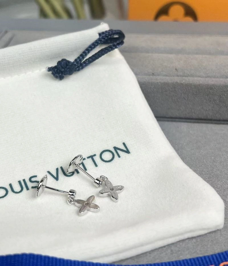 Bargain Louis Vuitton Earrings